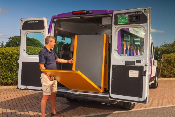 Minibus Lite | Lightweight Peugeot Minibus | GM Coachwork